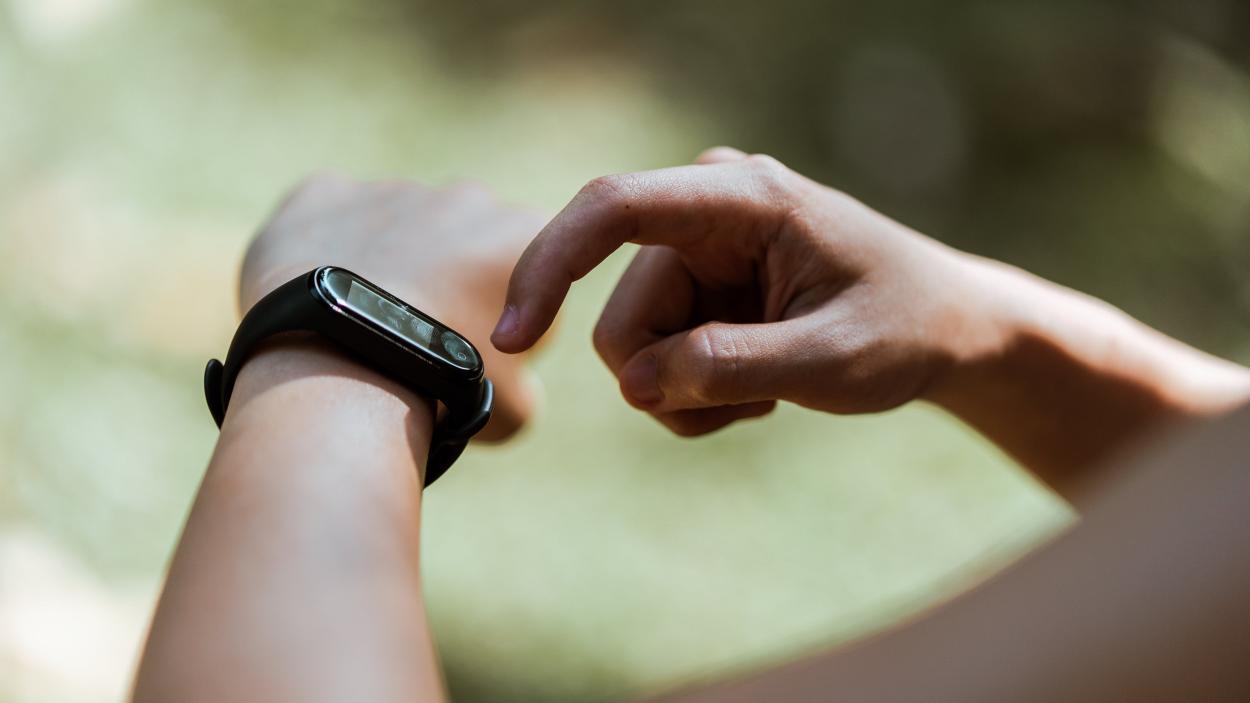 Wearables as an Extension of Mobile Wallets | SIX